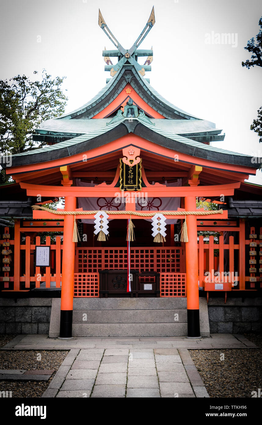 Shimenawa hi-res stock photography and images - Alamy