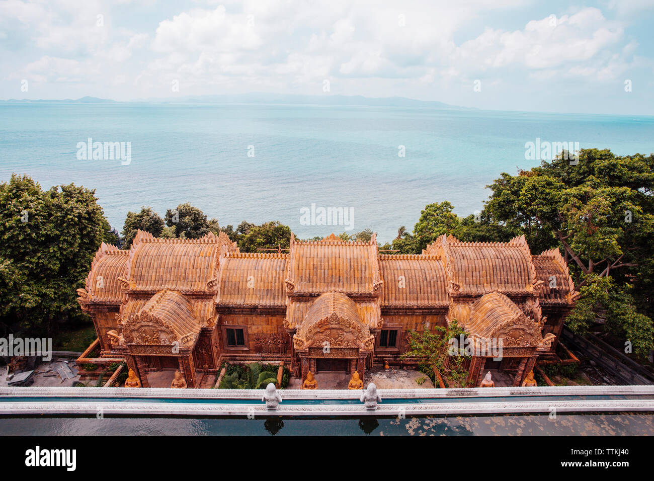 Temple by sea hi-res stock photography and images - Alamy