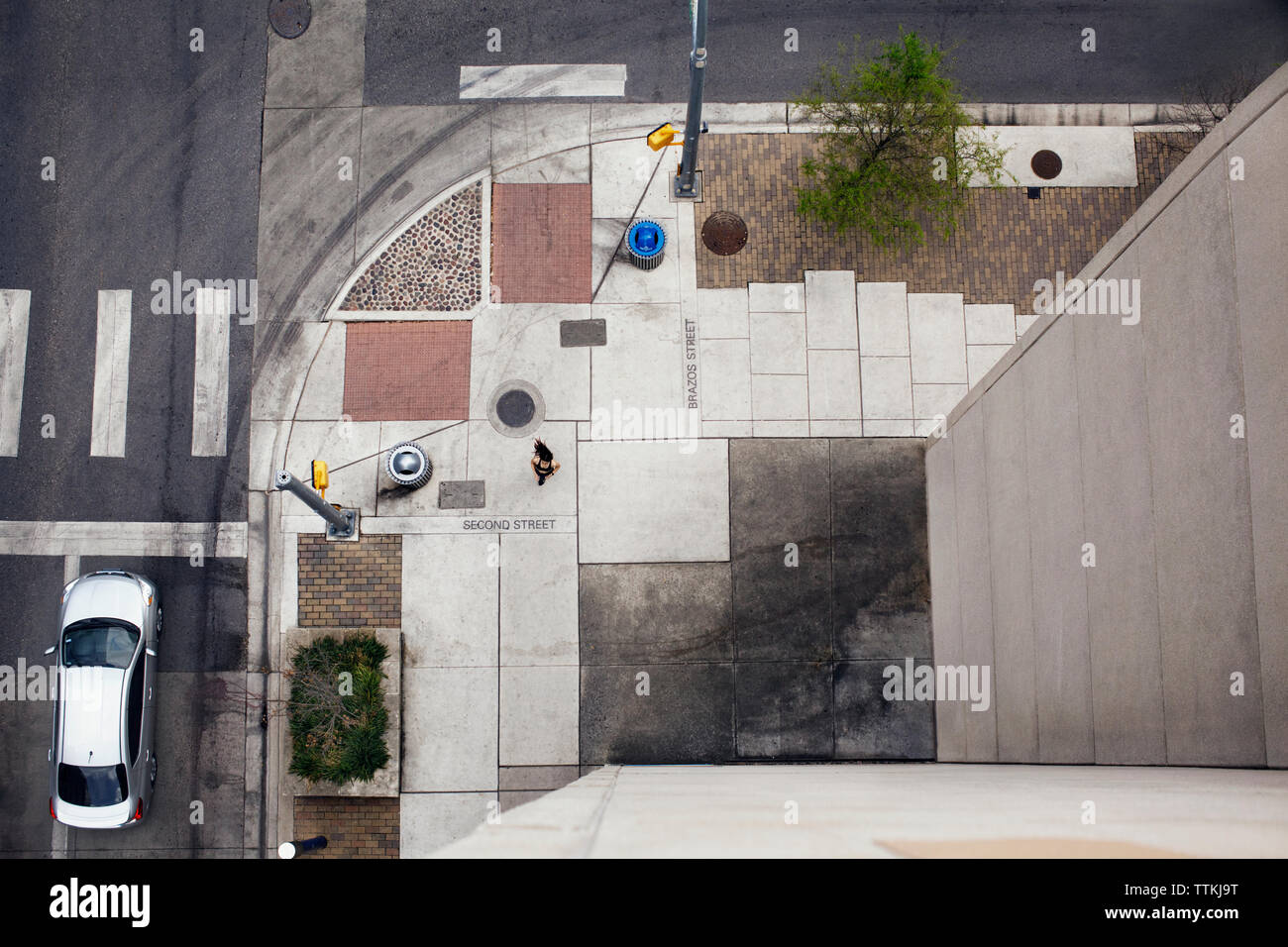 Overhead view young sportswoman hi-res stock photography and images - Alamy