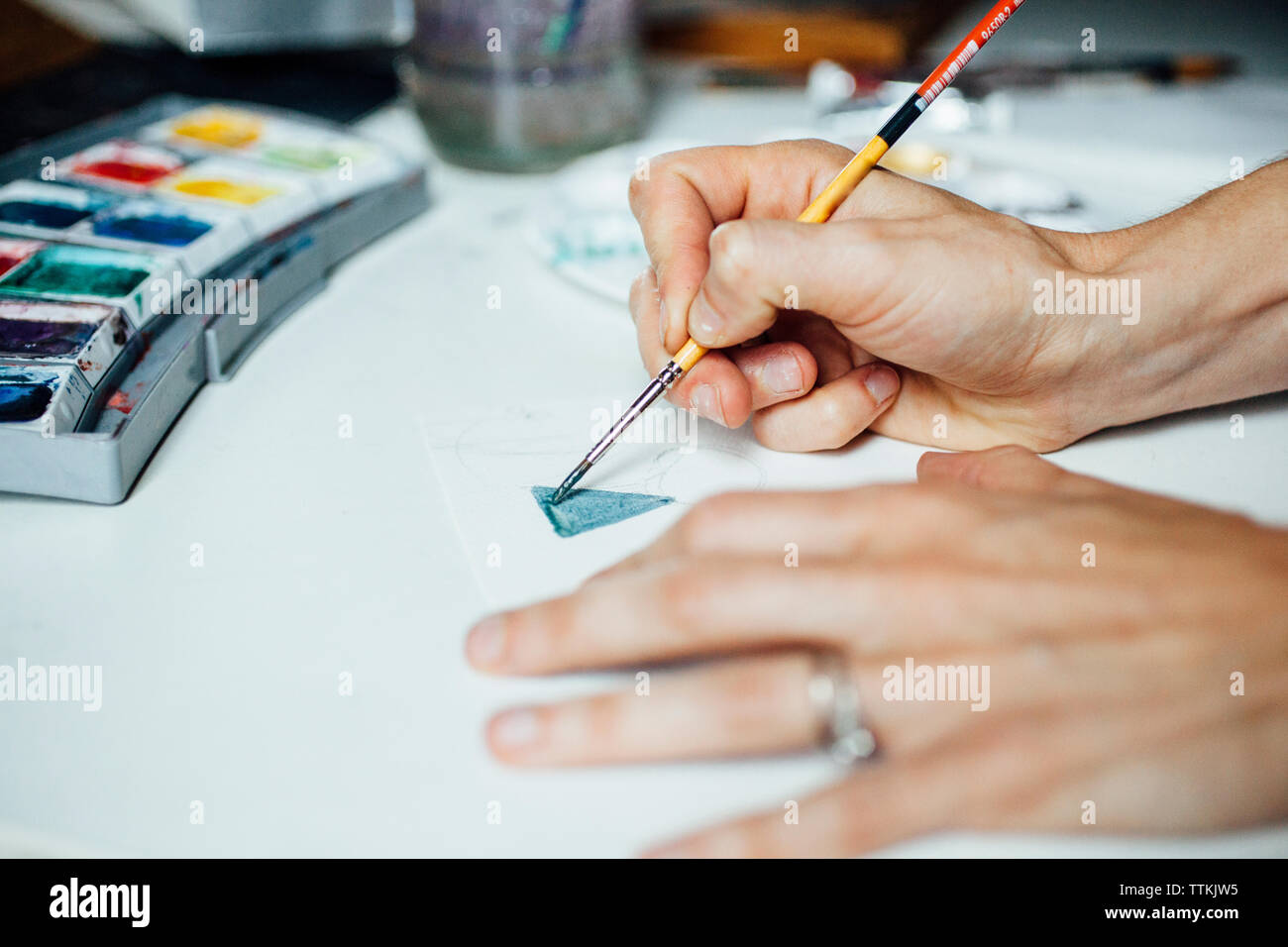 Hands in art painting hi-res stock photography and images - Alamy