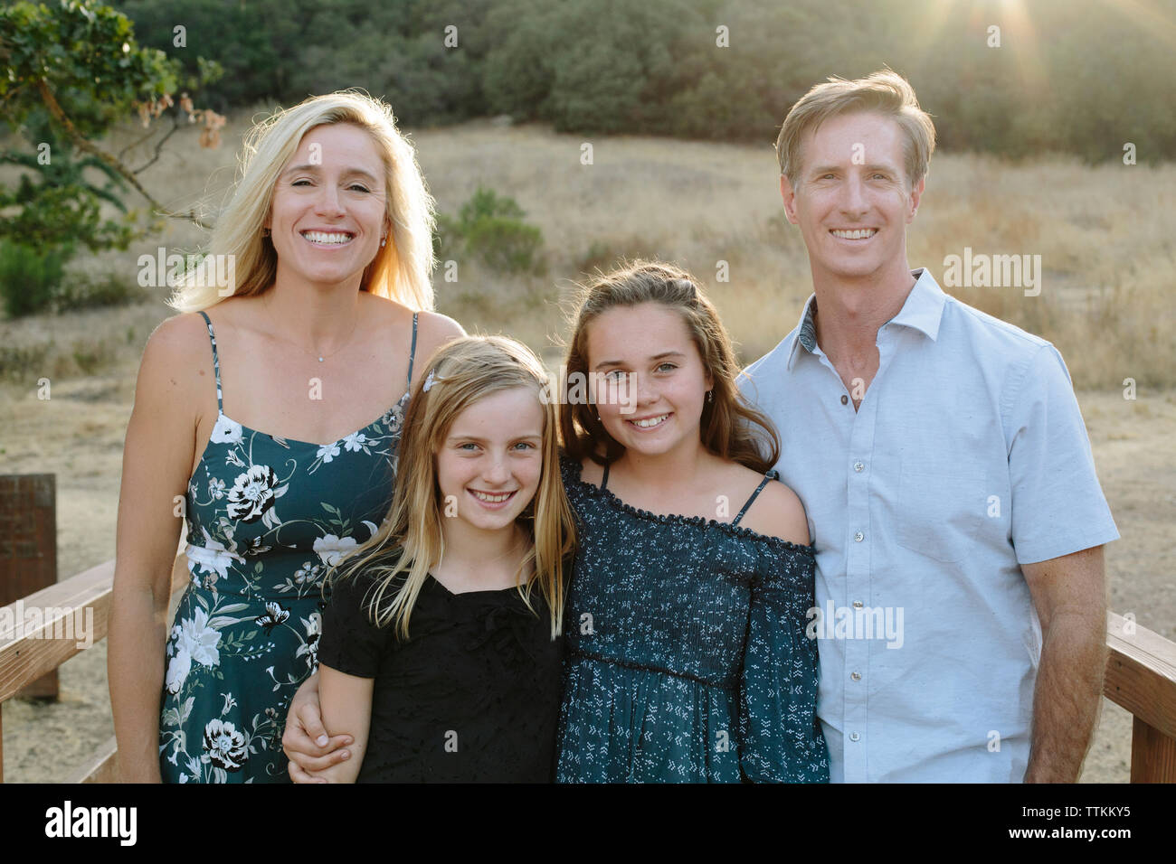 Woman sisters portrait hi-res stock photography and images - Alamy