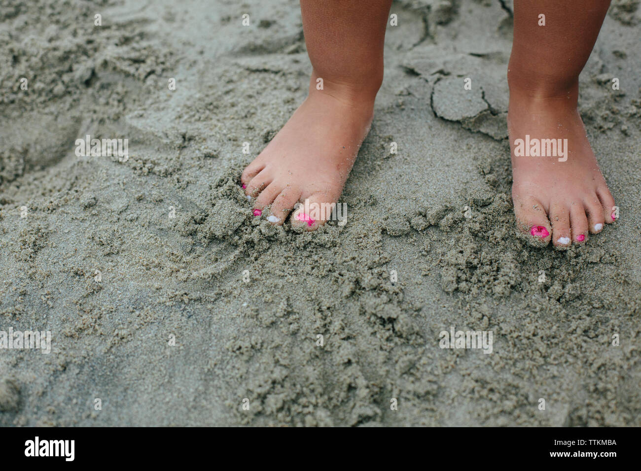 Painted Toes Sand High Resolution Stock Photography and Images - Alamy