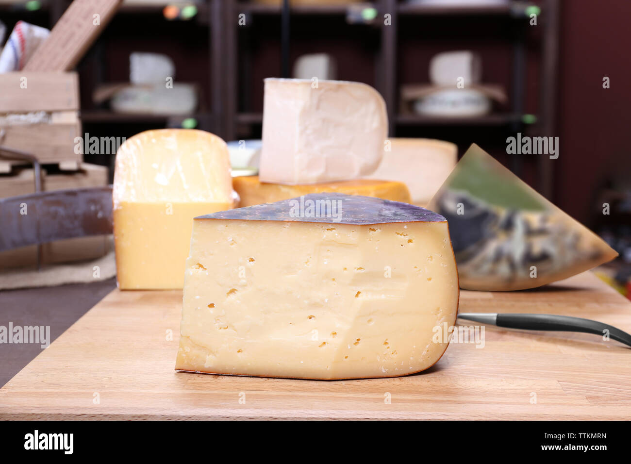 Cheddar cheese maturing hi-res stock photography and images - Alamy