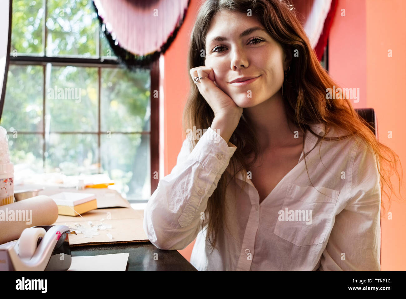 Smiling artist hi-res stock photography and images - Alamy