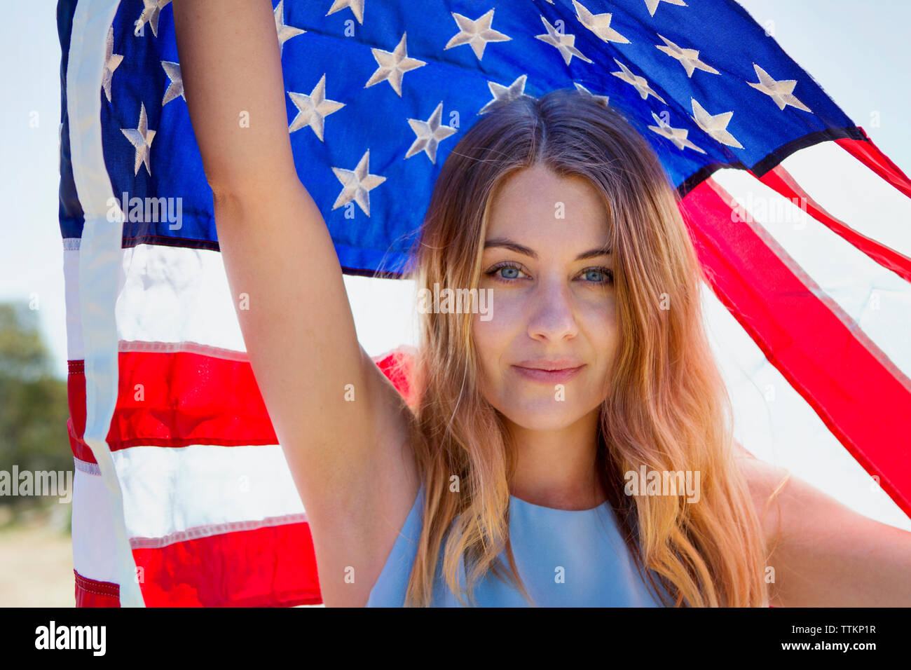 Portrait american flag hi-res stock photography and images - Alamy