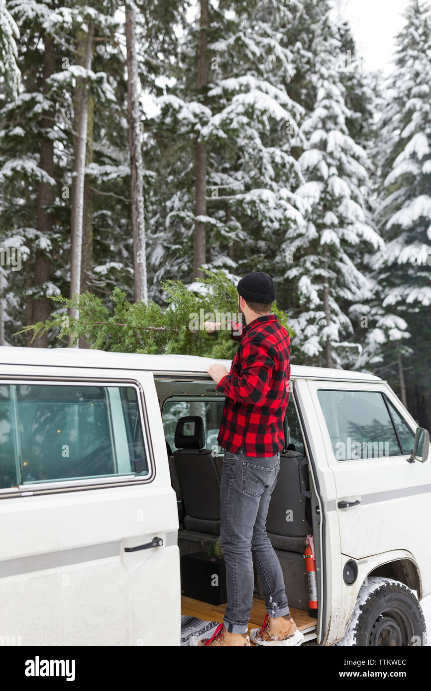 Christmas van hi-res stock photography and images - Alamy