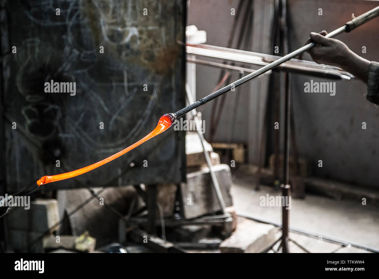 Blowing glass hi-res stock photography and images - Alamy
