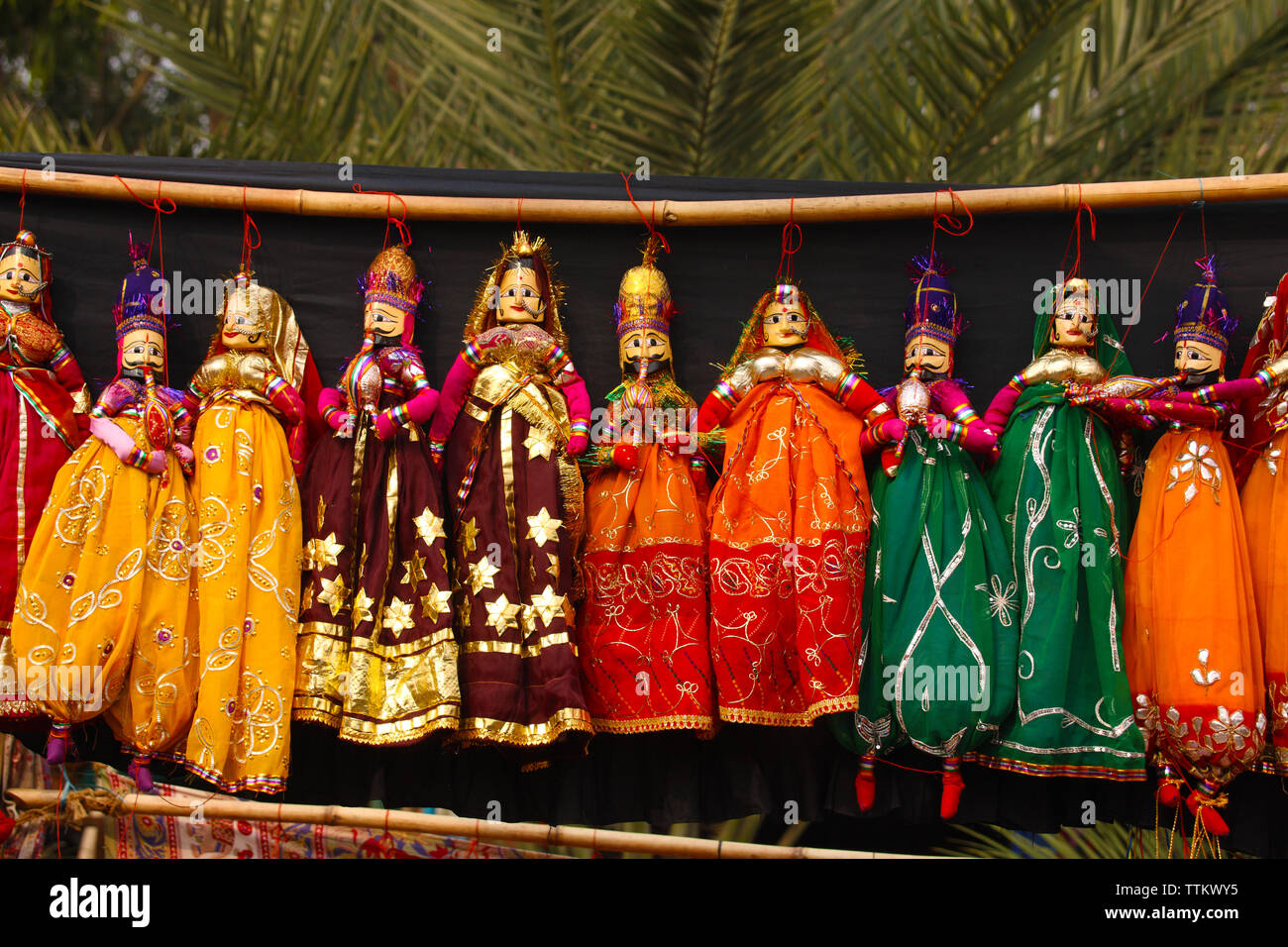 Row of puppets performing Stock Photo - Alamy