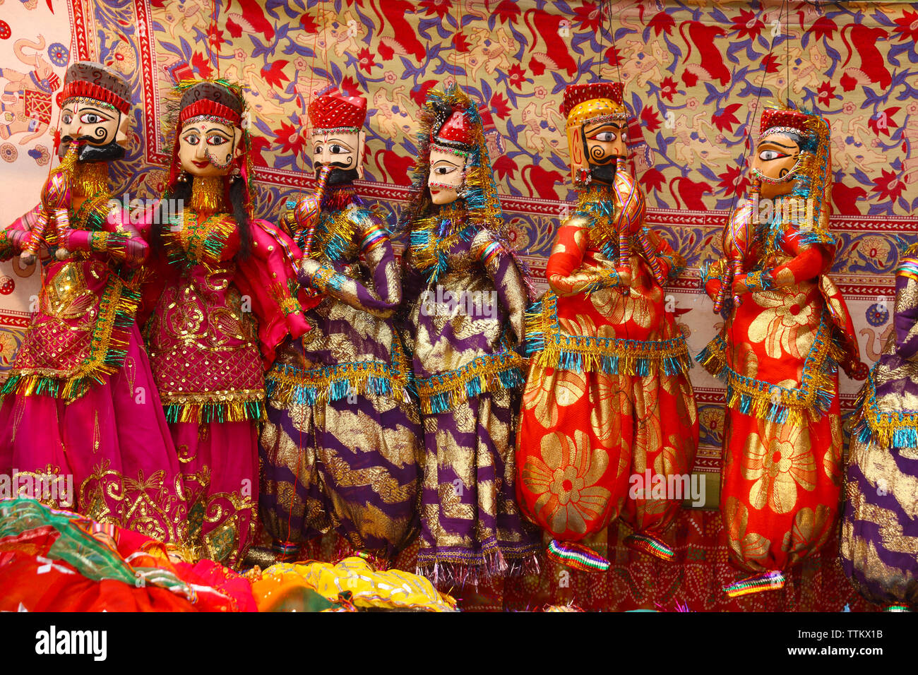 Indian puppet hi-res stock photography and images - Alamy