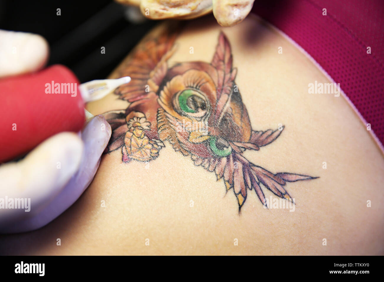Process of making tattoo, closeup Stock Photo - Alamy