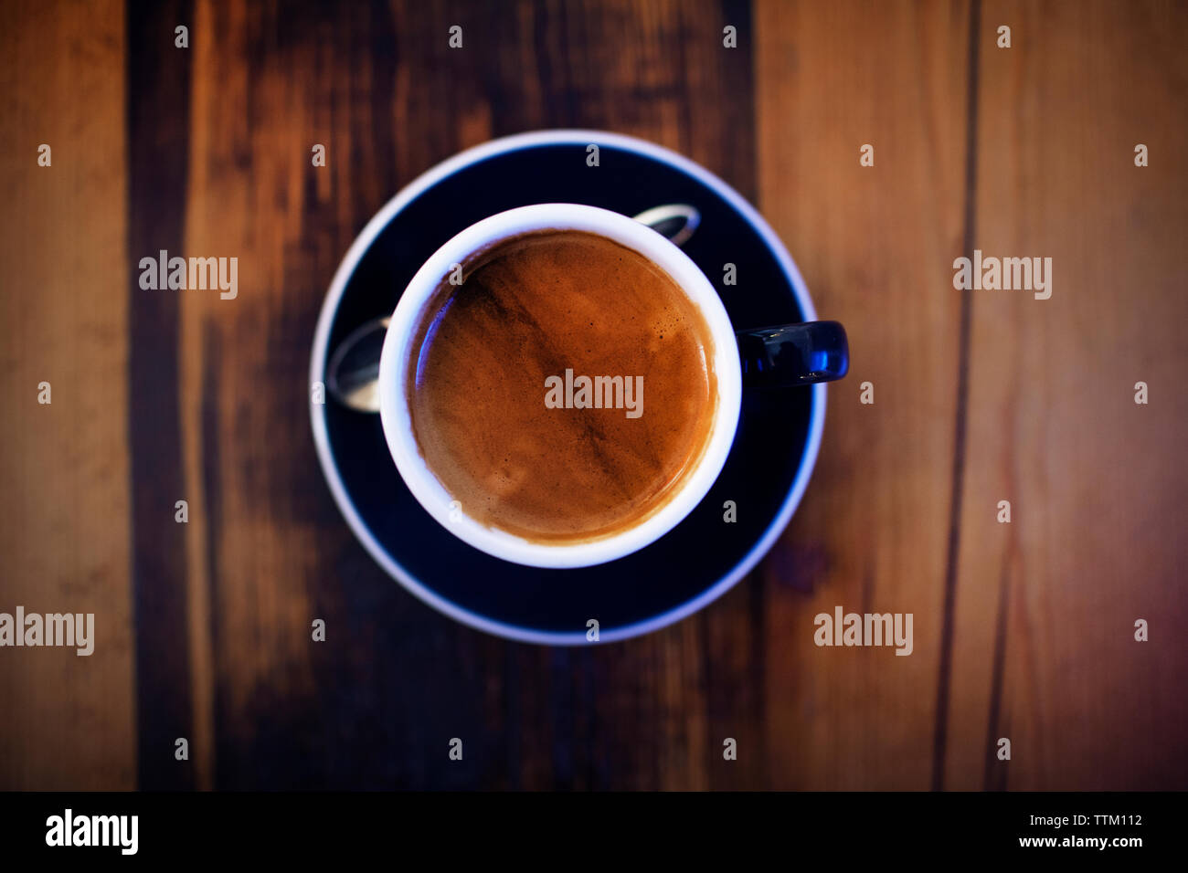 Full table view hi-res stock photography and images - Alamy