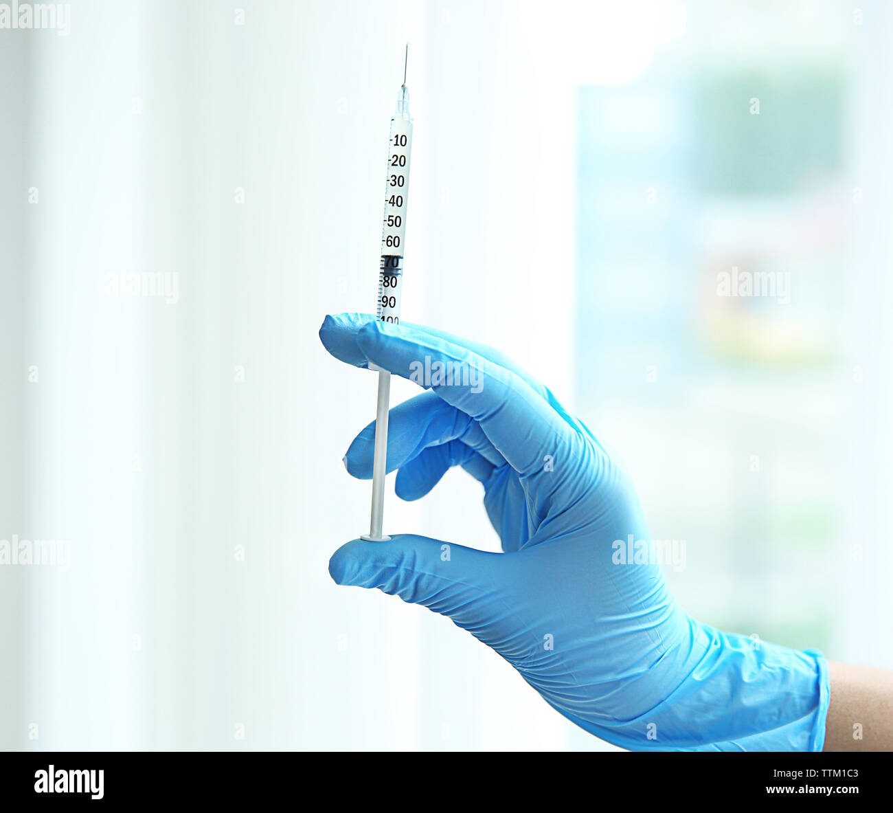 Hand needle hospital preparation operation medical hi-res stock ...