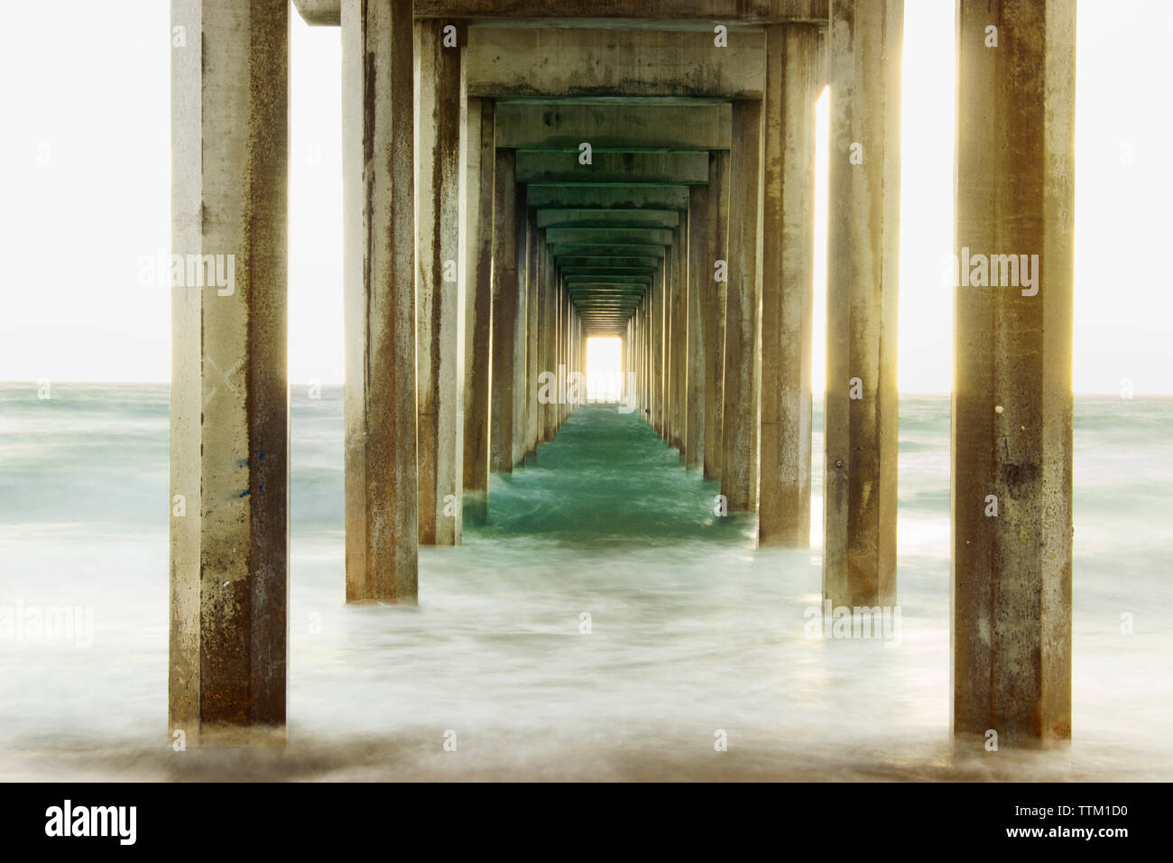 Architectural pier hi-res stock photography and images - Alamy