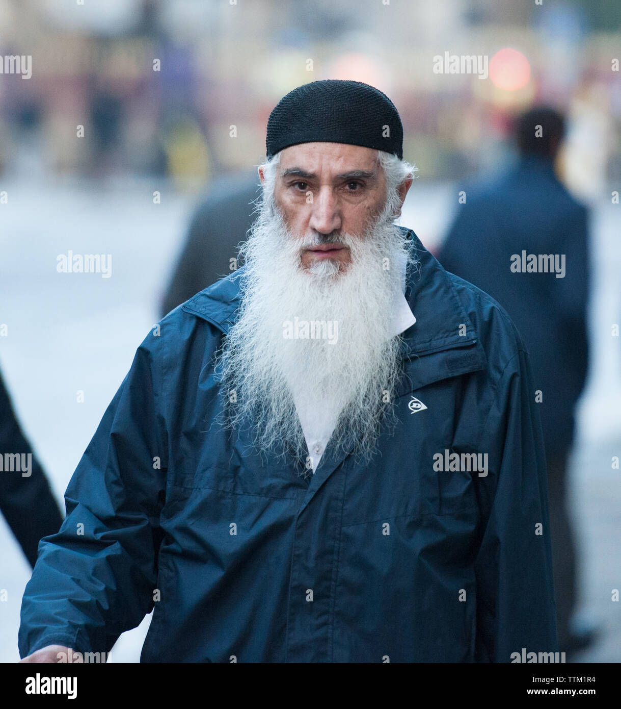 Extremists hi-res stock photography and images - Alamy