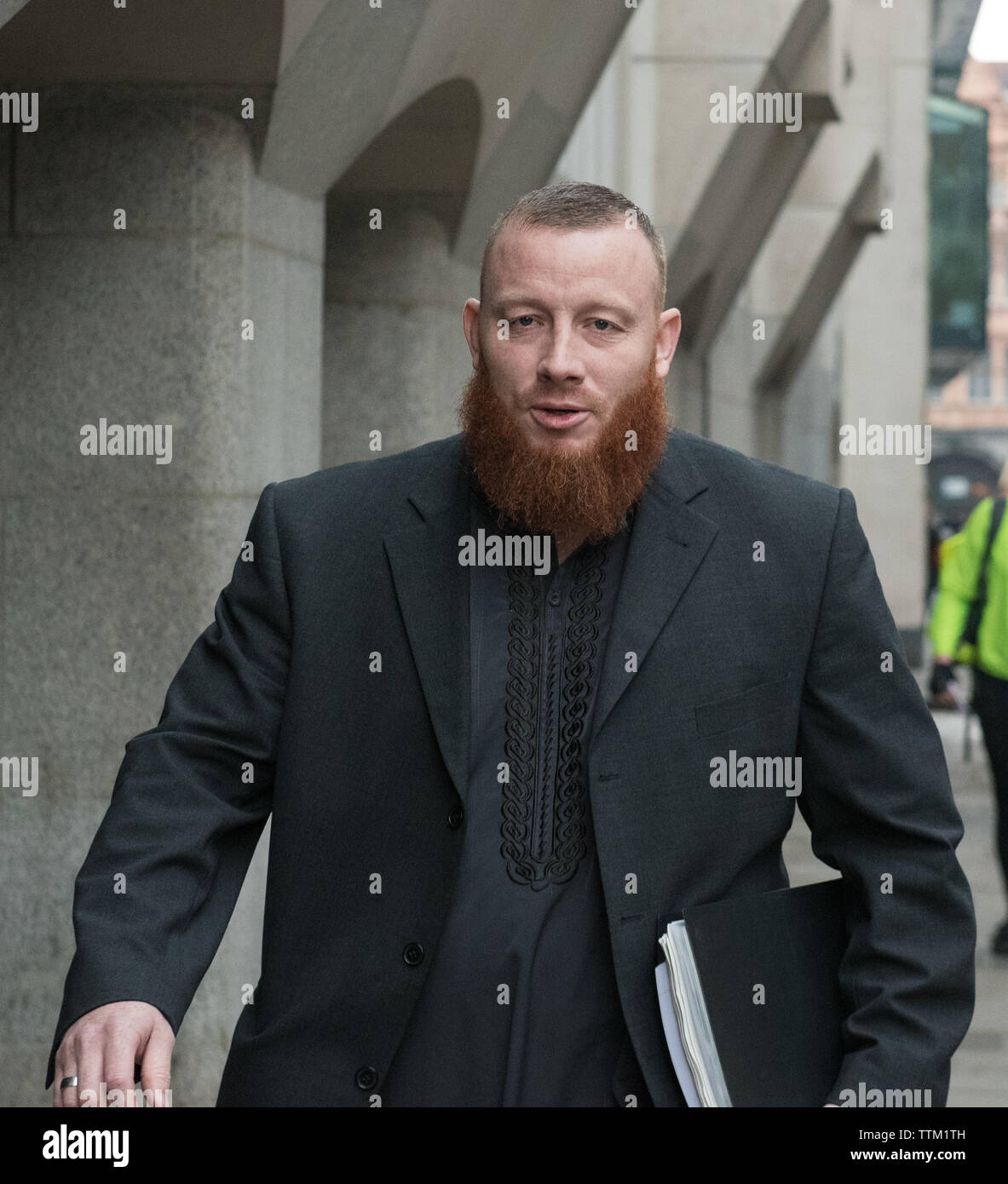 Ibrahim anderson isis hi-res stock photography and images - Alamy