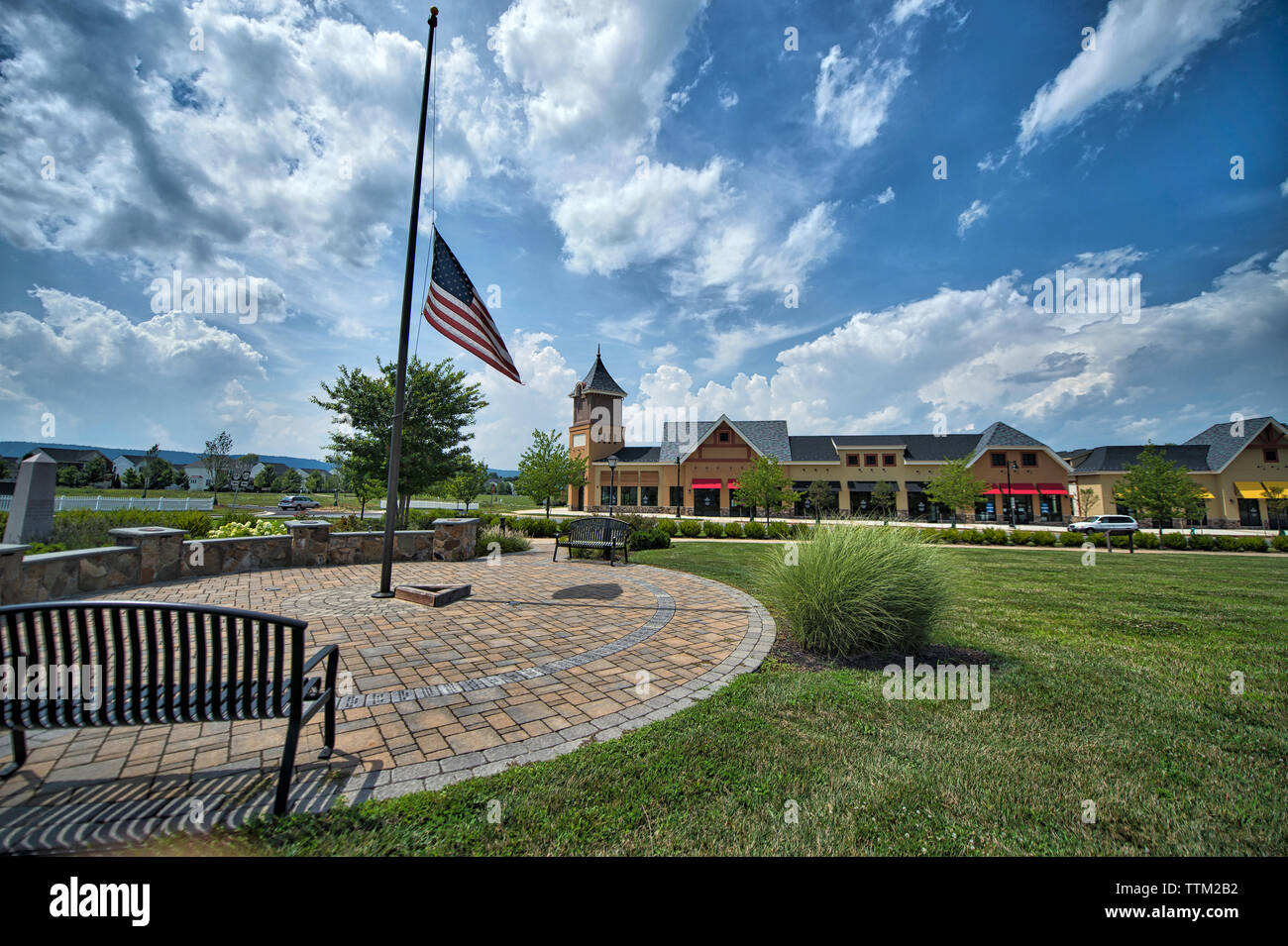 Lovettsville square hi-res stock photography and images - Alamy
