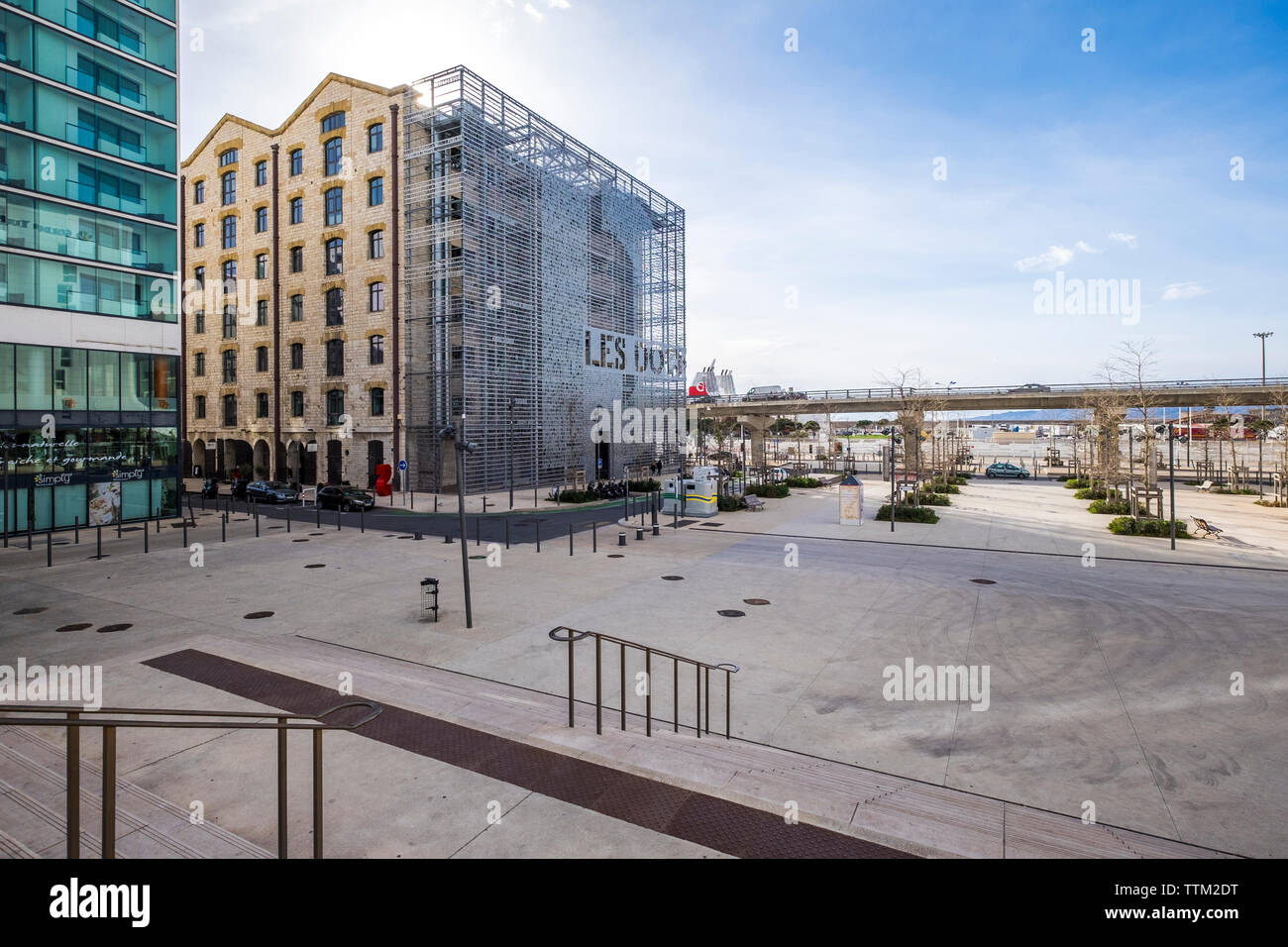 Les docks de la joliette hi-res stock photography and images - Alamy