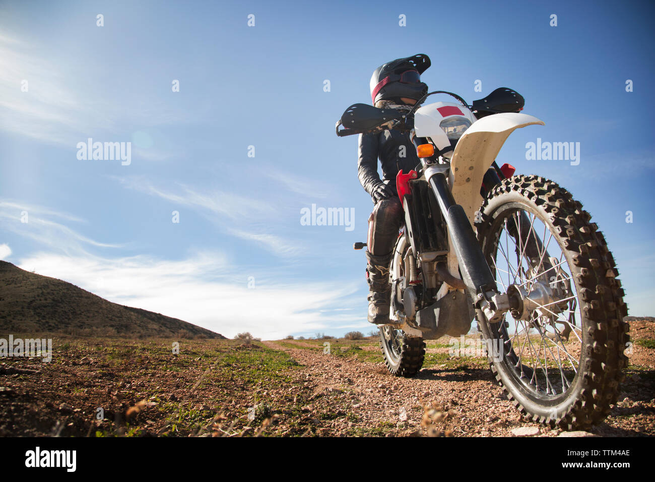 Semi stationary hi-res stock photography and images - Alamy