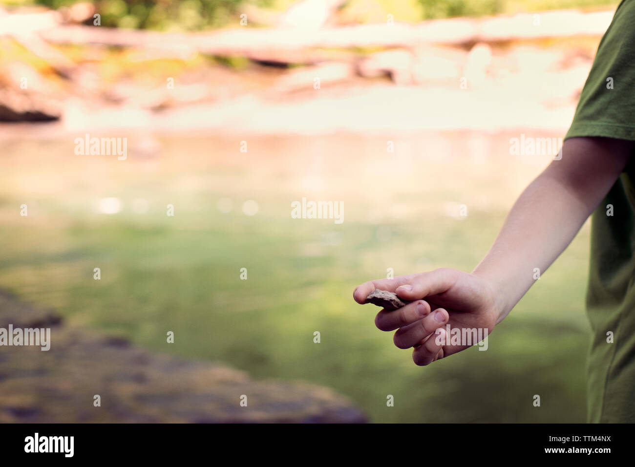 Hand holding stone hi-res stock photography and images - Alamy