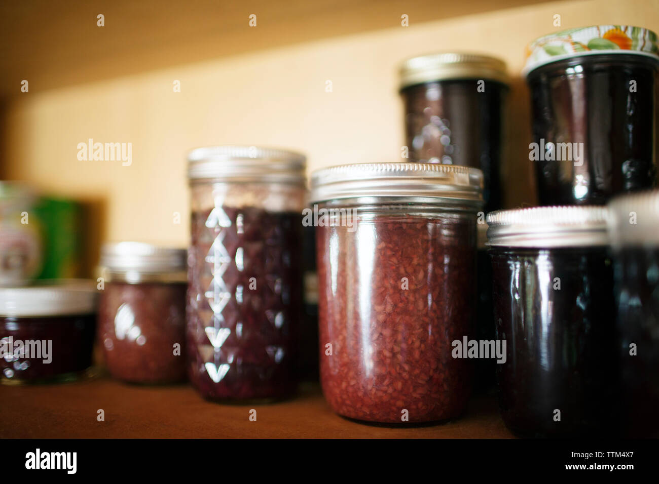 Still life with jars hi-res stock photography and images - Alamy