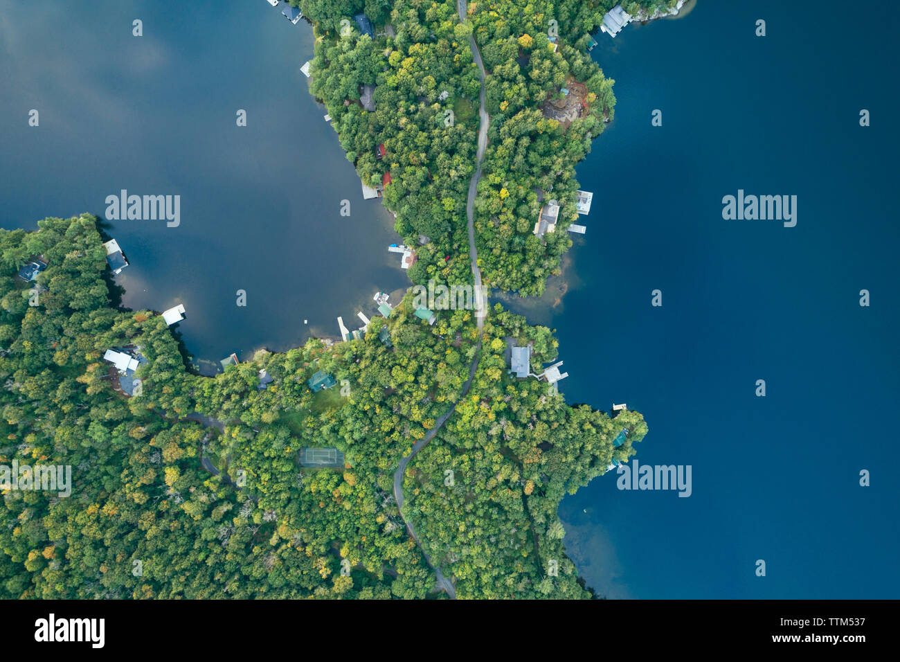 Overhead lake hi-res stock photography and images - Alamy