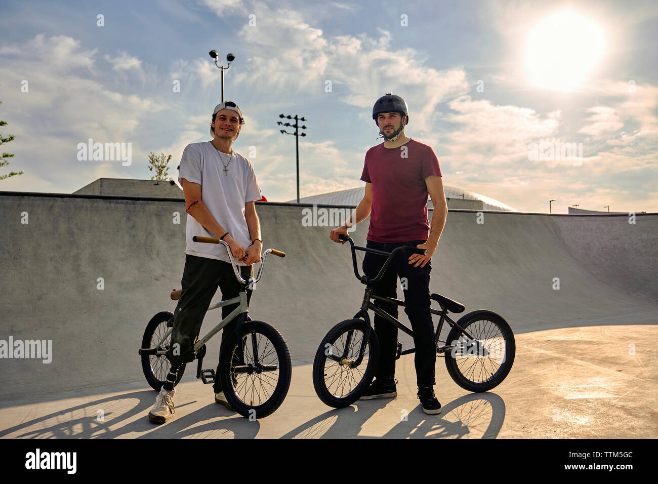 Bmx riders hi-res stock photography and images - Alamy