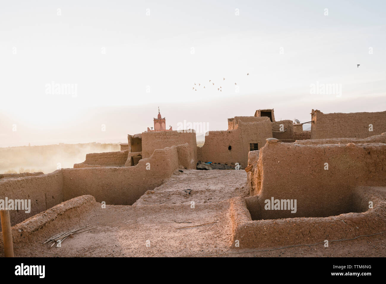 Desert village houses hi-res stock photography and images - Alamy