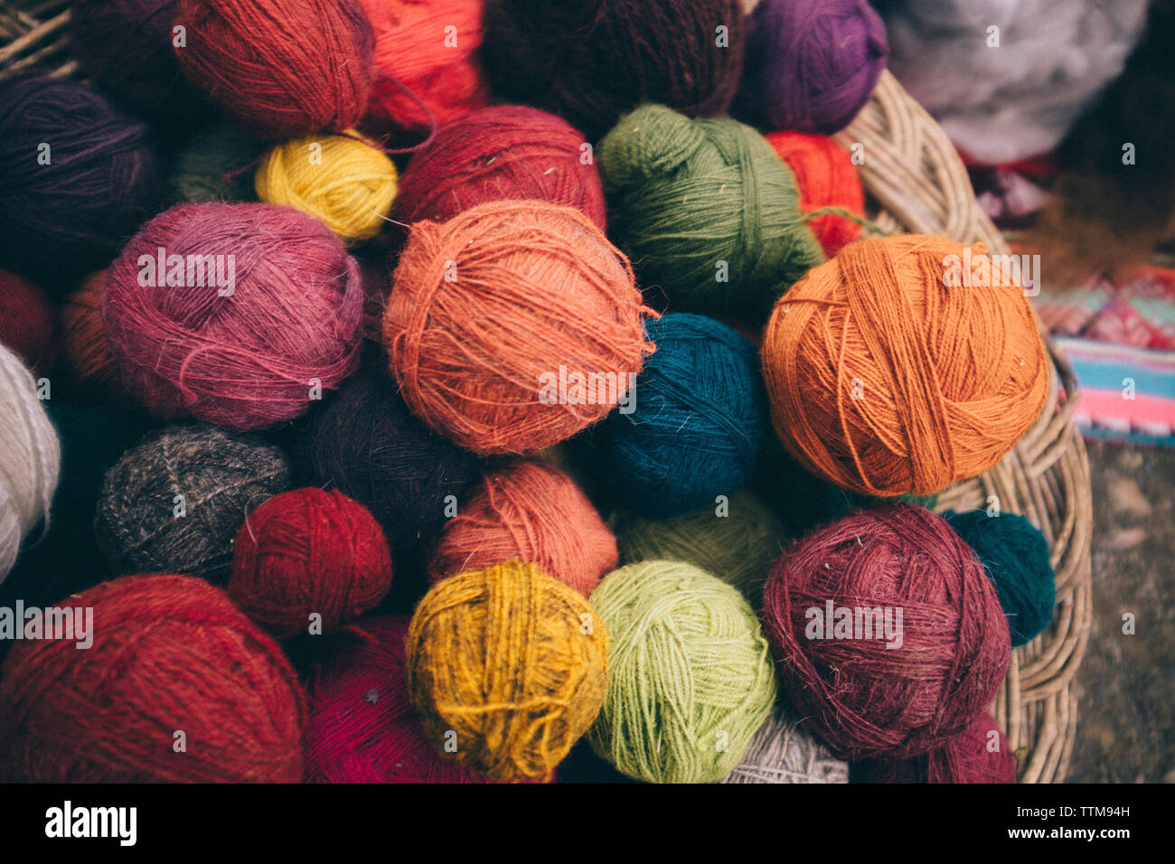 Ball of wools hi-res stock photography and images - Alamy