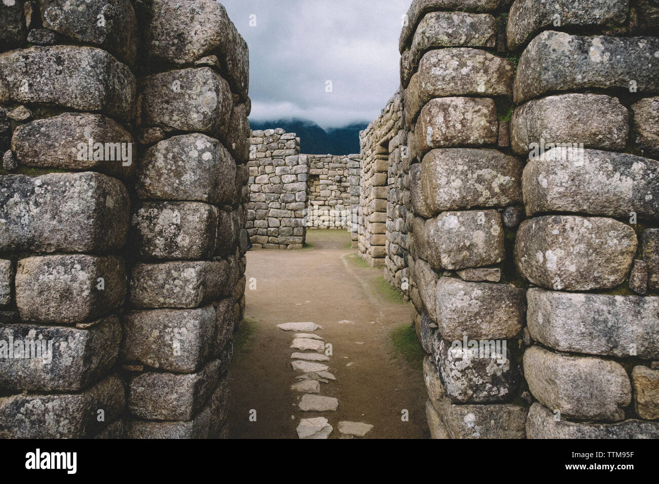 Old ancient footpath hi-res stock photography and images - Alamy