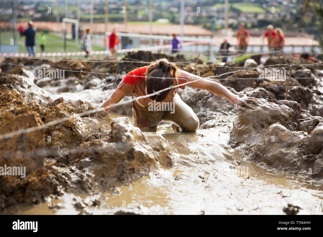 Mud run woman hi-res stock photography and images - Alamy