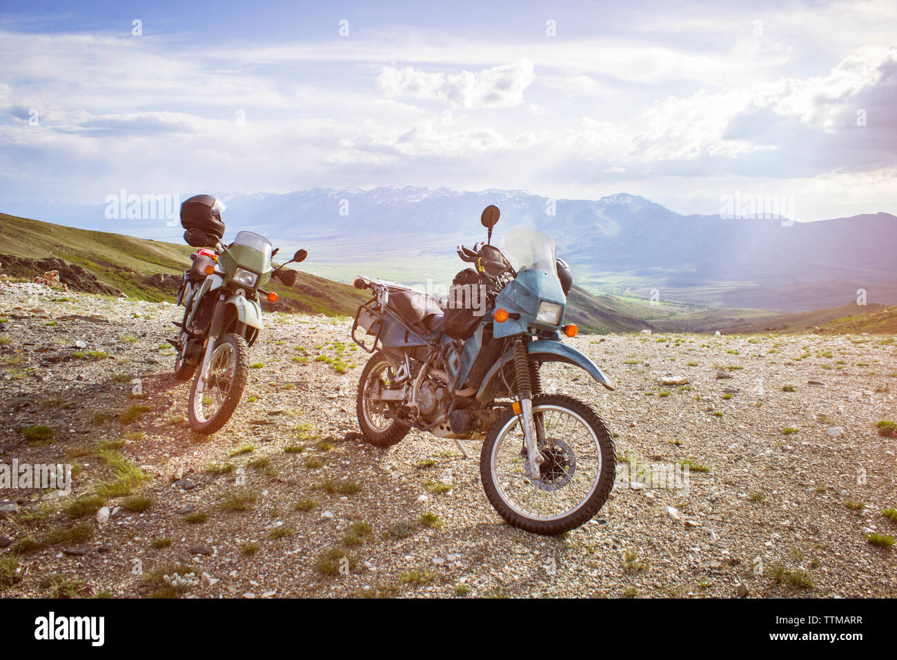 Nature and motorcycles hi-res stock photography and images - Alamy