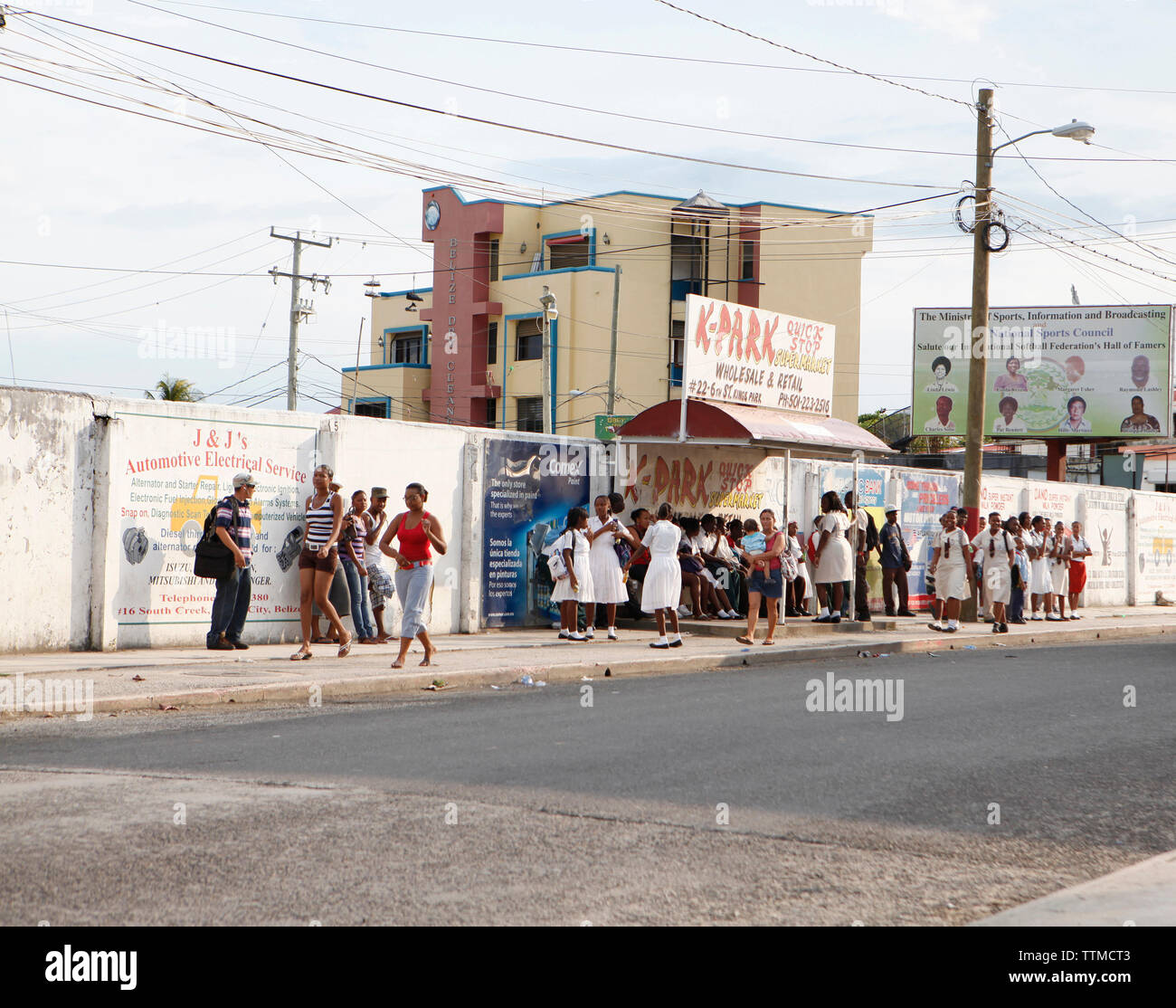 Bus boys belize hi-res stock photography and images - Alamy