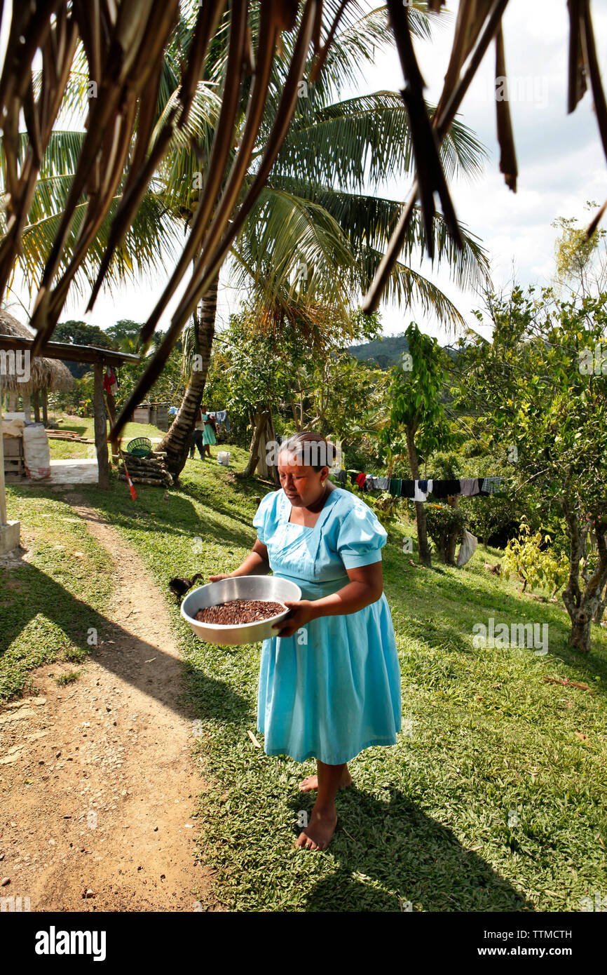BELIZE, Punta Gorda, Village of San Pedro Colombia, separating the ...