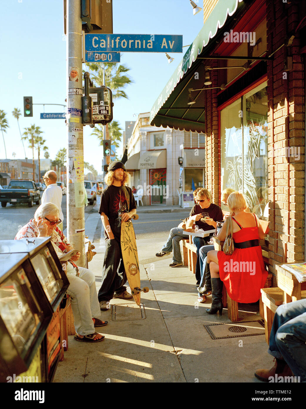 USA, California, people convene in front of Abbot's Habit Cafe in ...