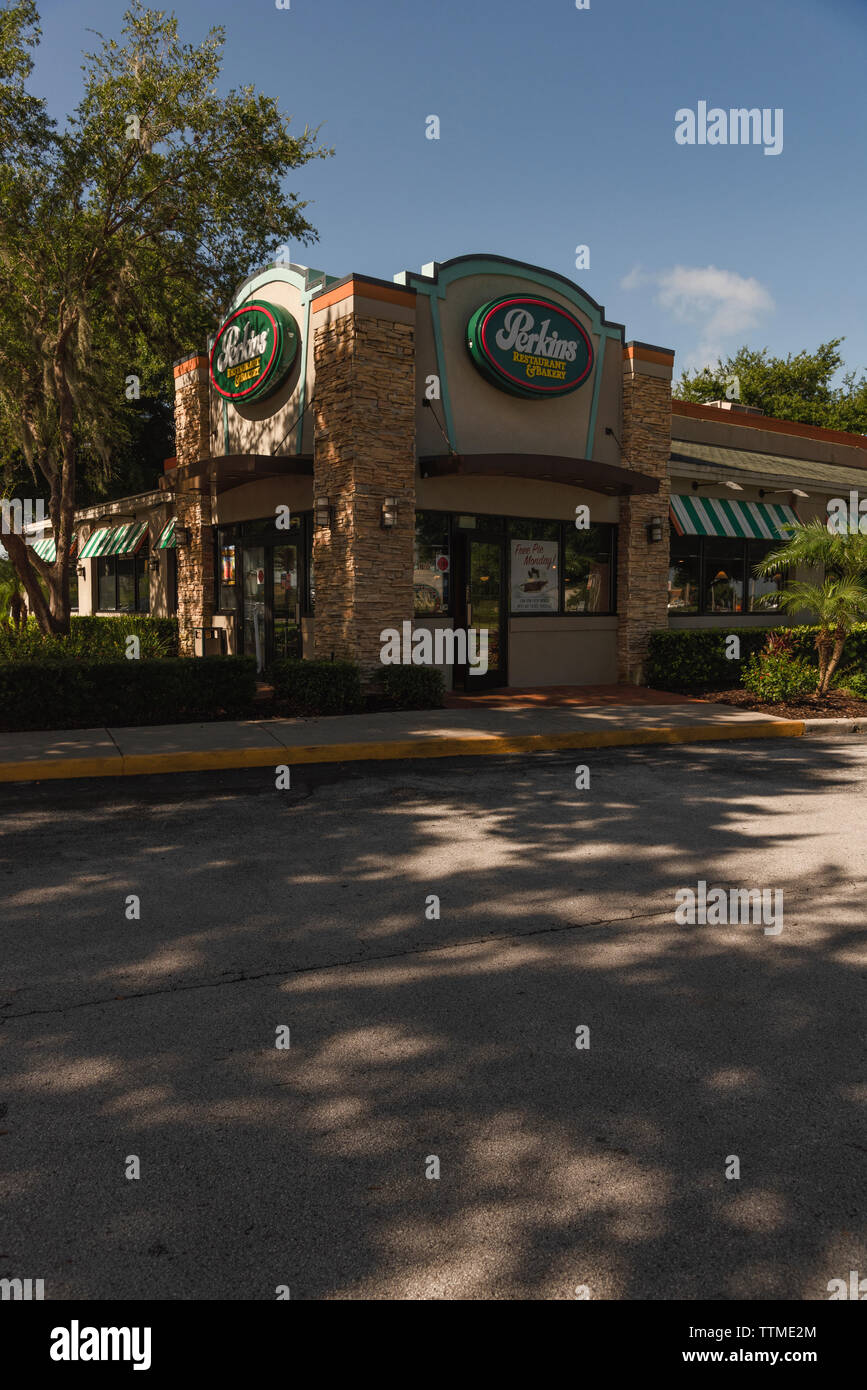 Perkins Restaurant Building Exterior Stock Photo - Alamy