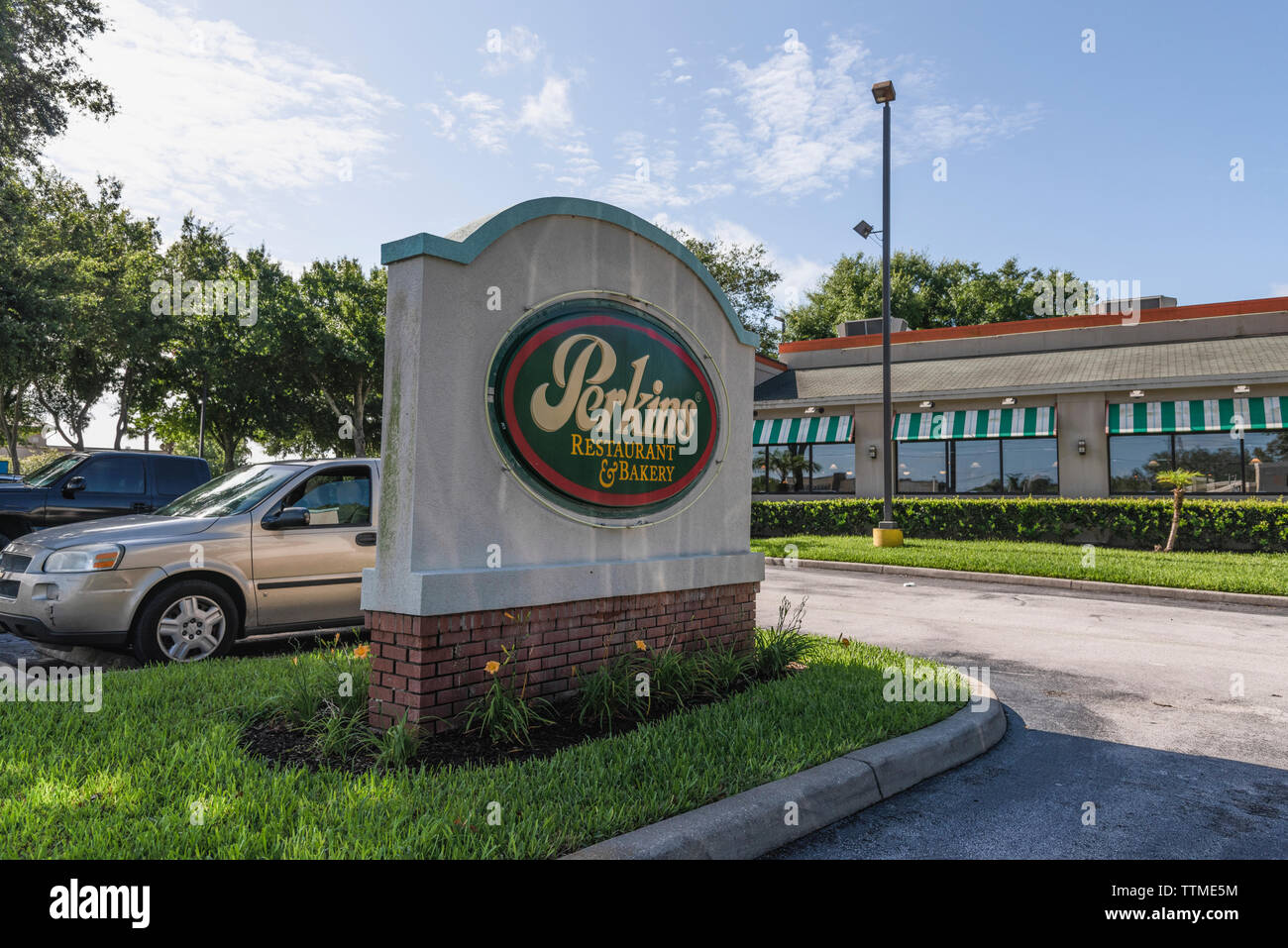 Perkins Restaurant Building Exterior Stock Photo - Alamy