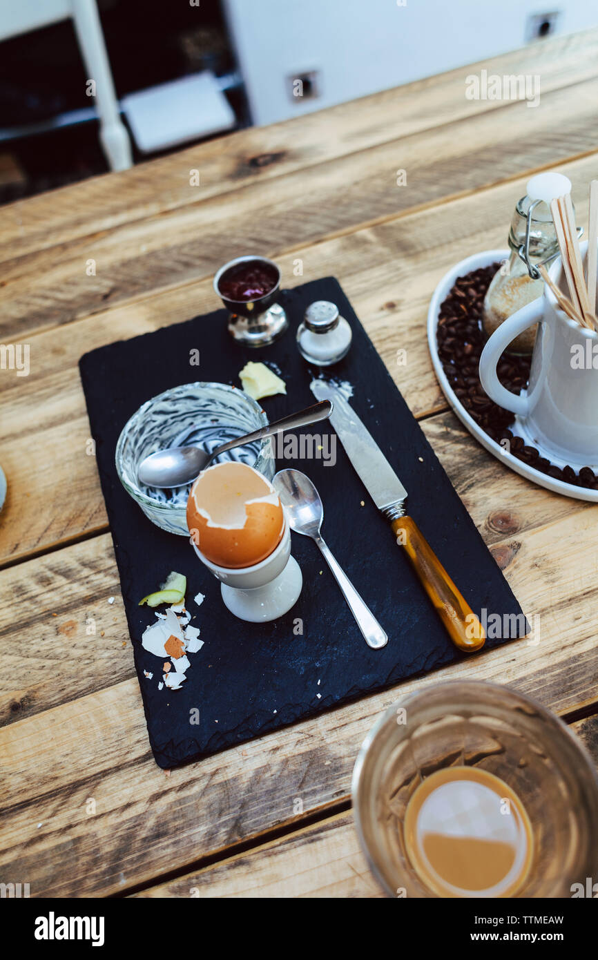 After breakfast - empty table Stock Photo - Alamy