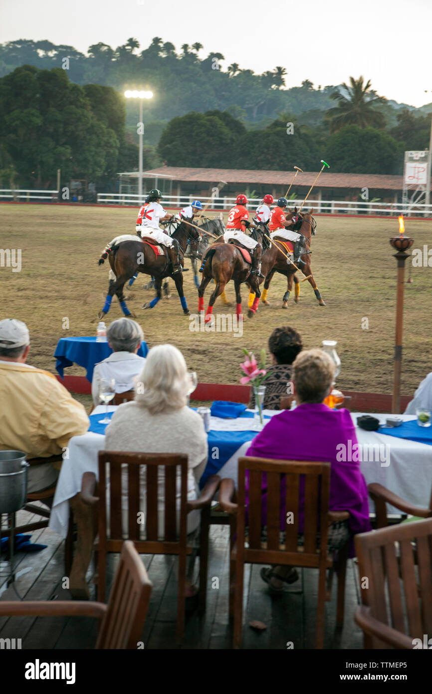 MEXICO, San Pancho, San Francisco, Spectators have dinner and watch a ...
