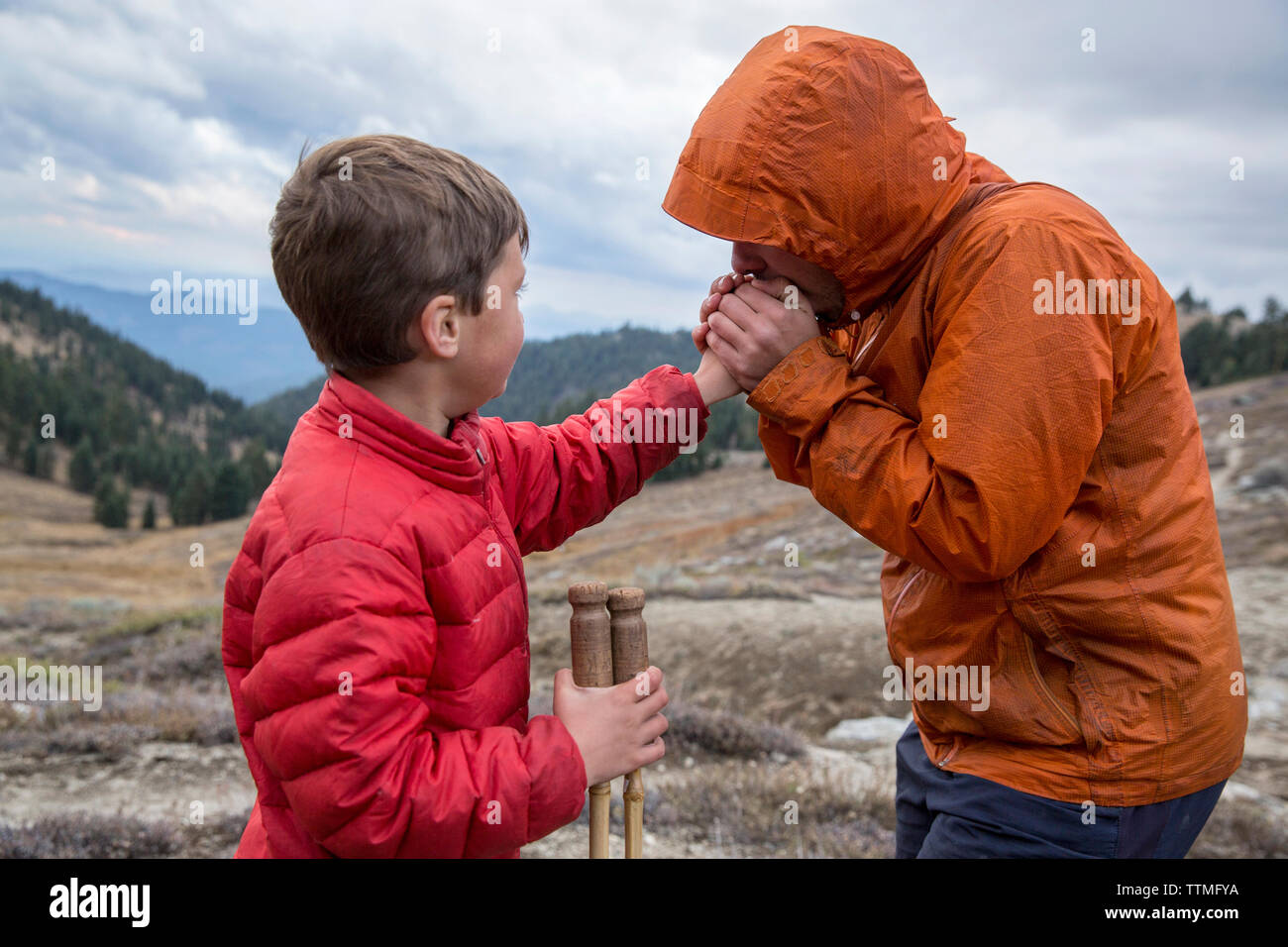 USA, Oregon, Ashland, 6 year old Christian Rego aka Buddy Backpacker ...