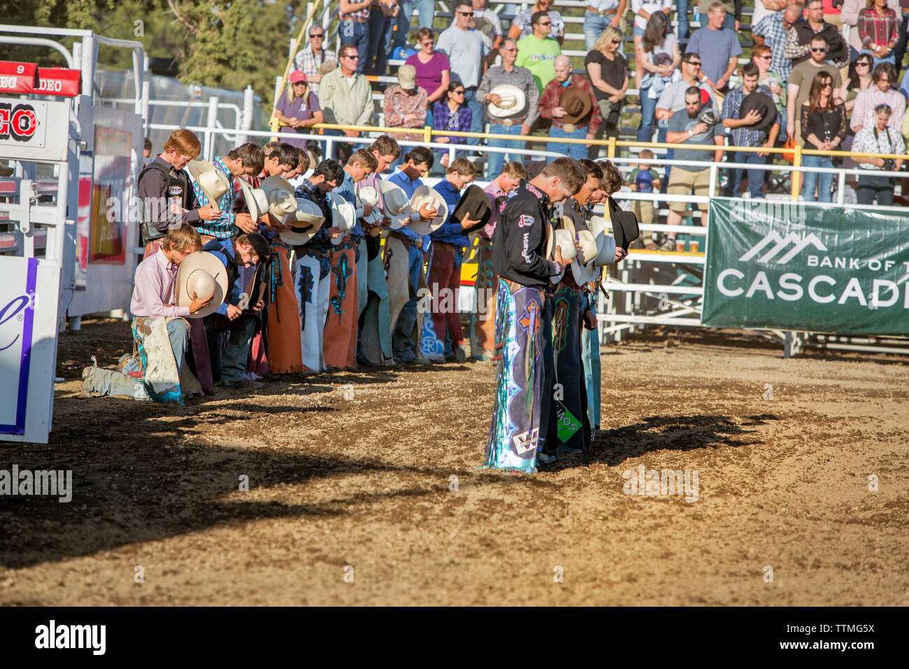 Ground opening ceremony hi-res stock photography and images - Alamy