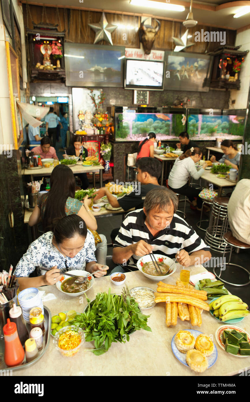 VIETNAM, Saigon, restaurant Pho Hoa aka Pho Hoa Pasteur, a local ...