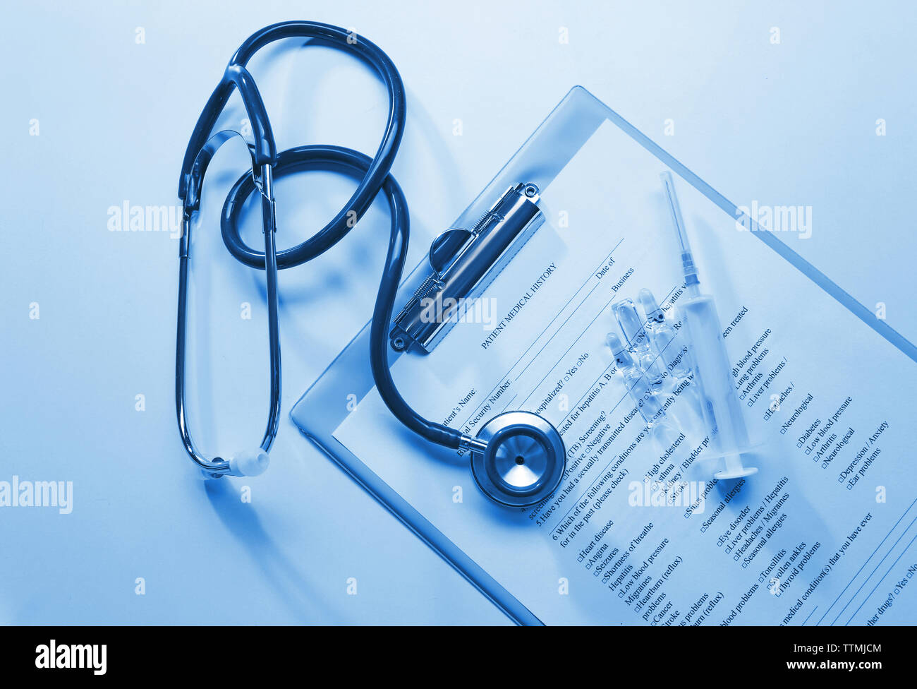 Doctor tools and patient medical history Stock Photo - Alamy