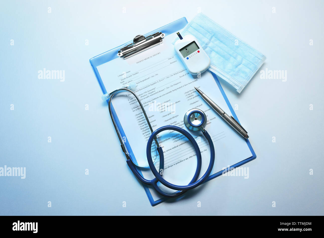 Doctor tools and patient medical history Stock Photo - Alamy