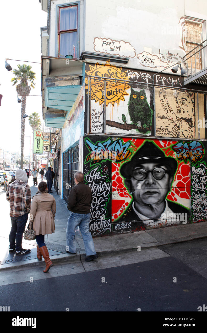 USA, California, San Francisco, The Mission, Clarion Alley Mural ...
