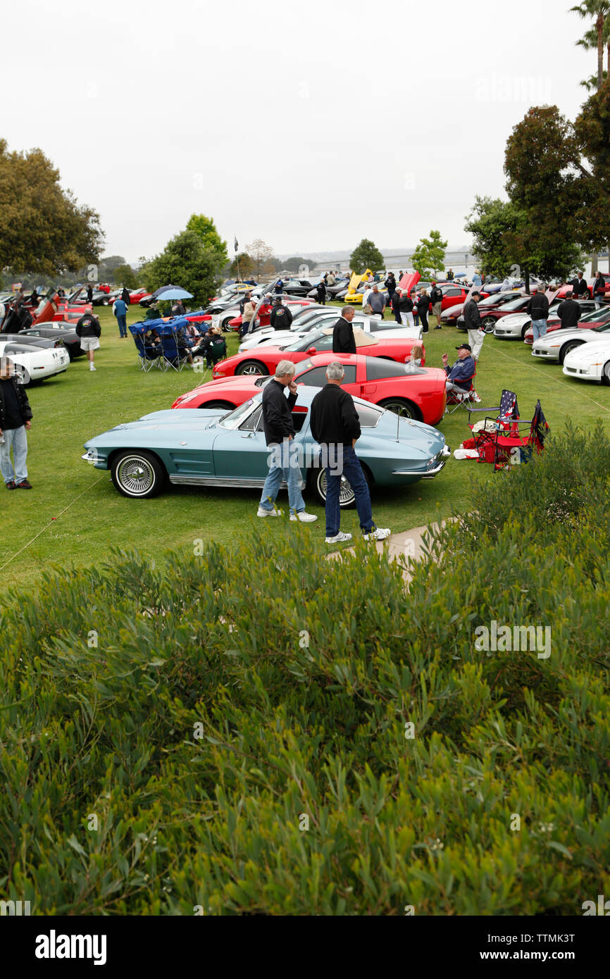 Few audiences hi-res stock photography and images - Alamy