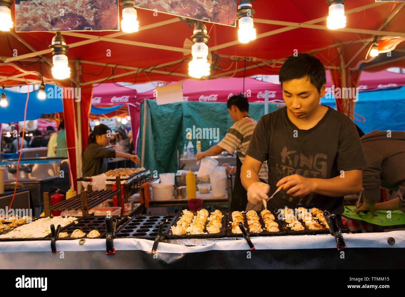Vancouver Night Market Stock Photos & Vancouver Night Market Stock ...
