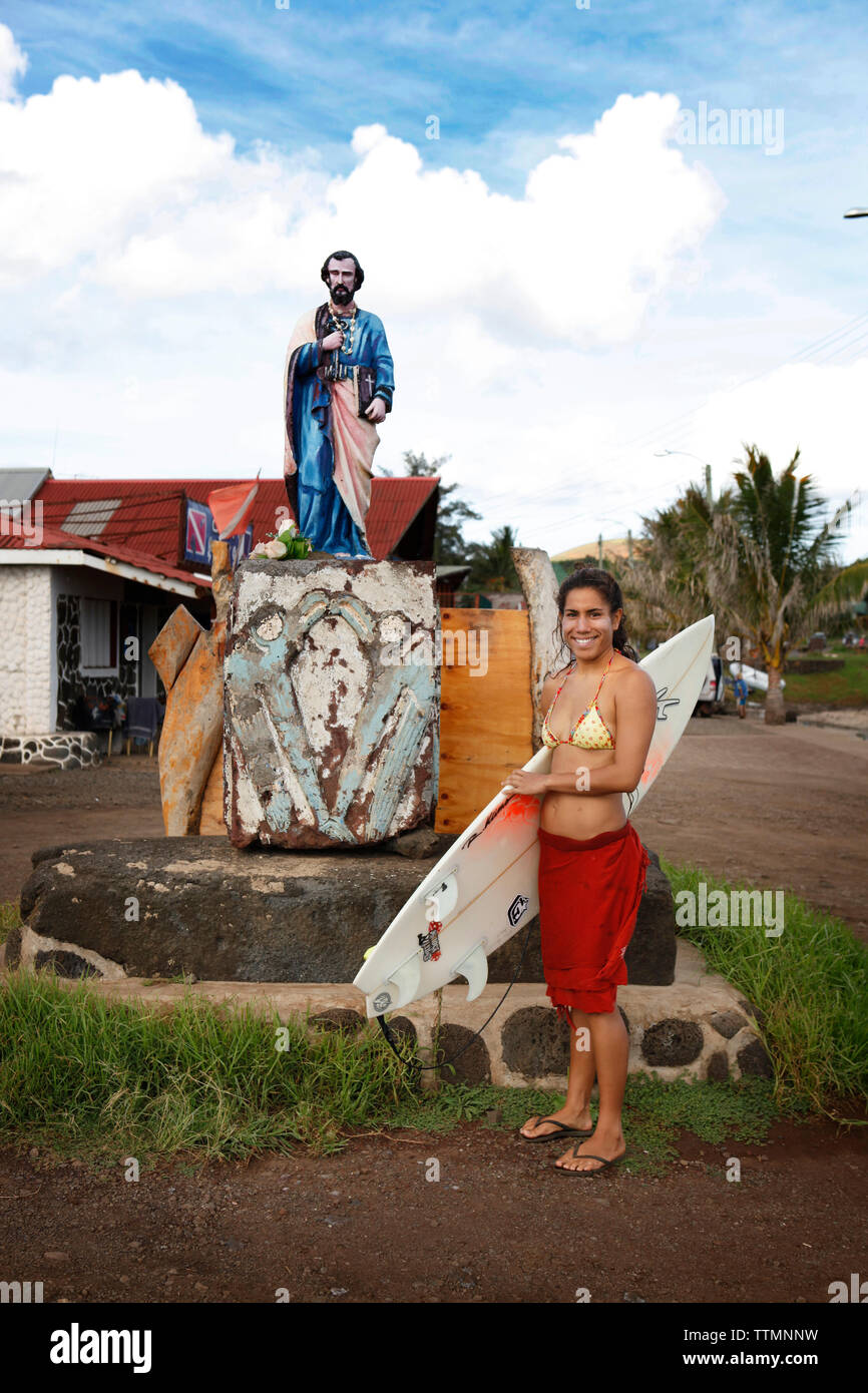 Hanga roa downtown hi-res stock photography and images - Alamy