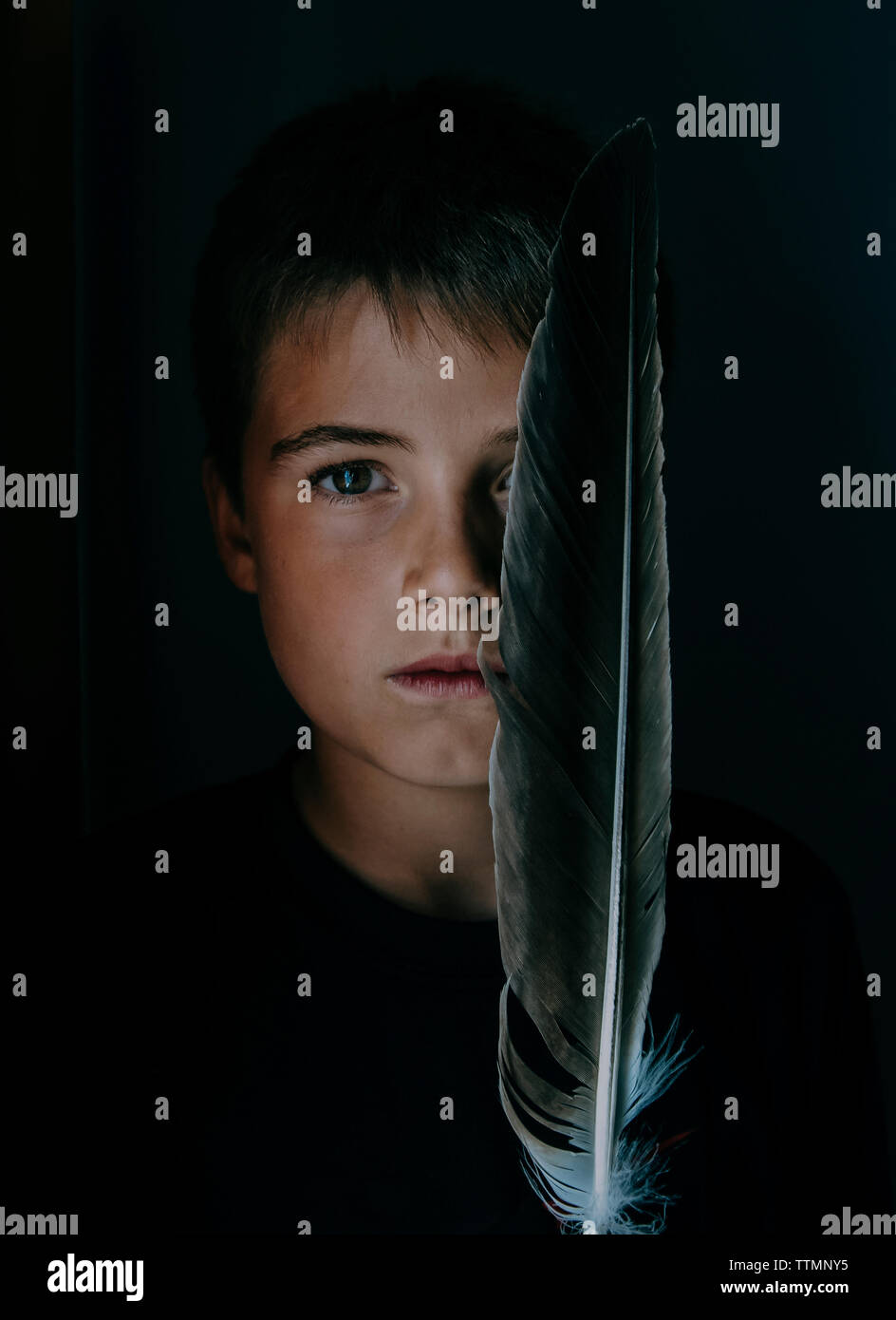 Feather portrait hi-res stock photography and images - Alamy