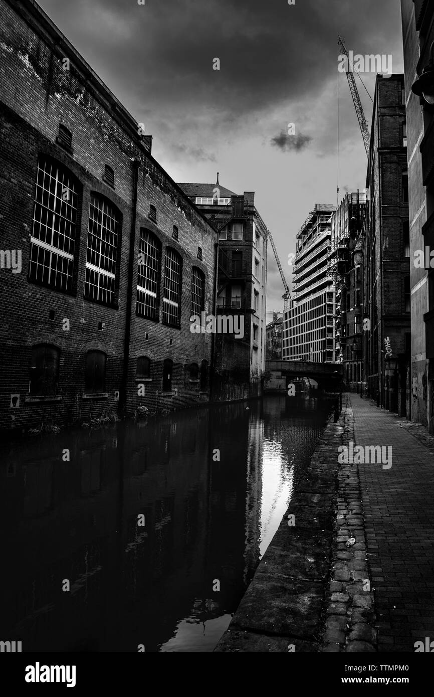 Gloomy, dark day in Manchester, UK Stock Photo - Alamy
