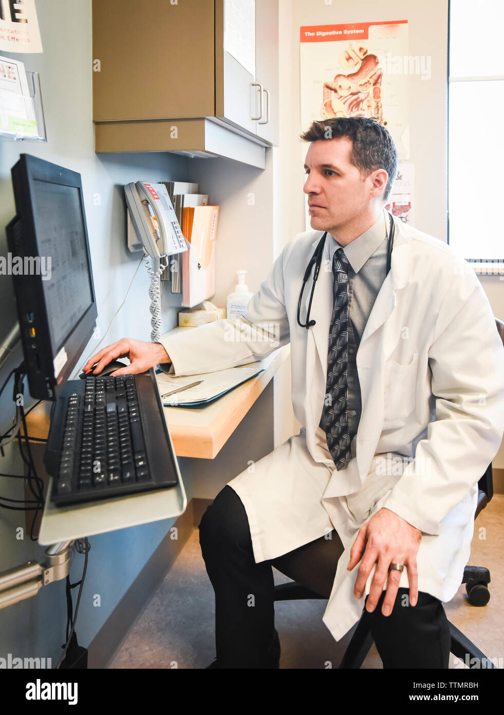 Clinical room hi-res stock photography and images - Alamy